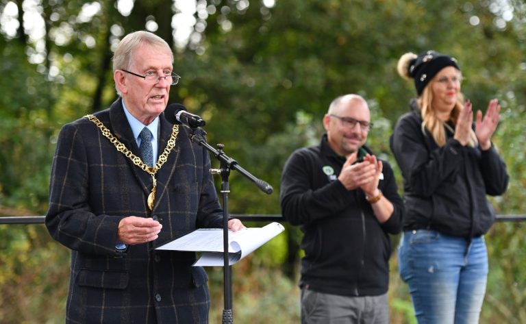 Celebrating the My School, My Planet project in Walsall - Learning ...